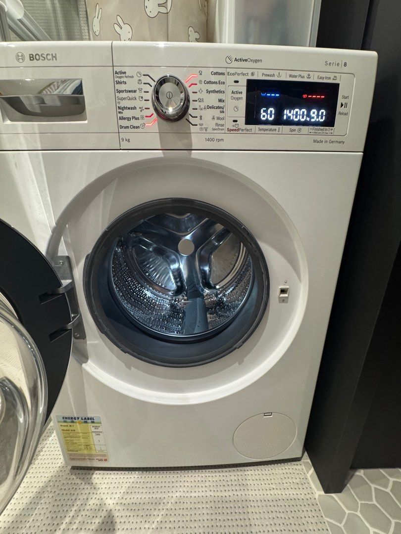 Bosch Serie 8 Washing Machine, 家庭電器, 洗衣機及乾衣機 - Carousell