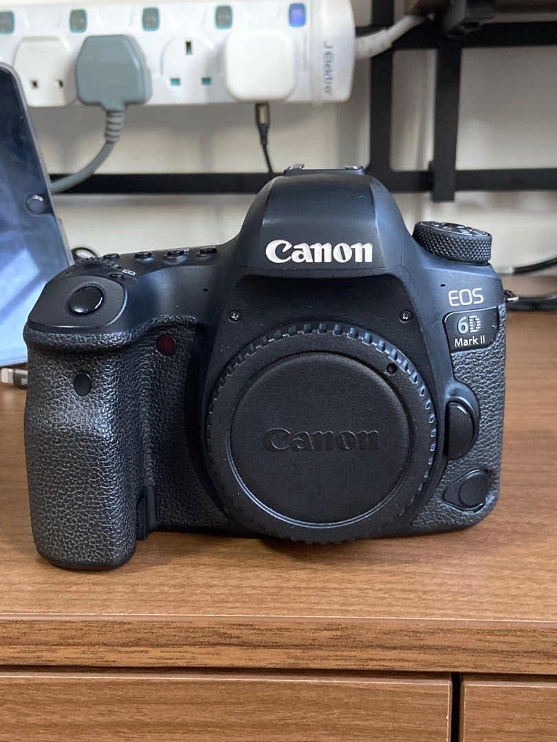 Canon EOS 6D mark II /2 DSLR Camera, Photography, Cameras on Carousell