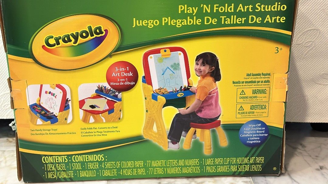 Crayola Play and Fold Art Studio, Hobbies & Toys, Art & Prints on Carousell