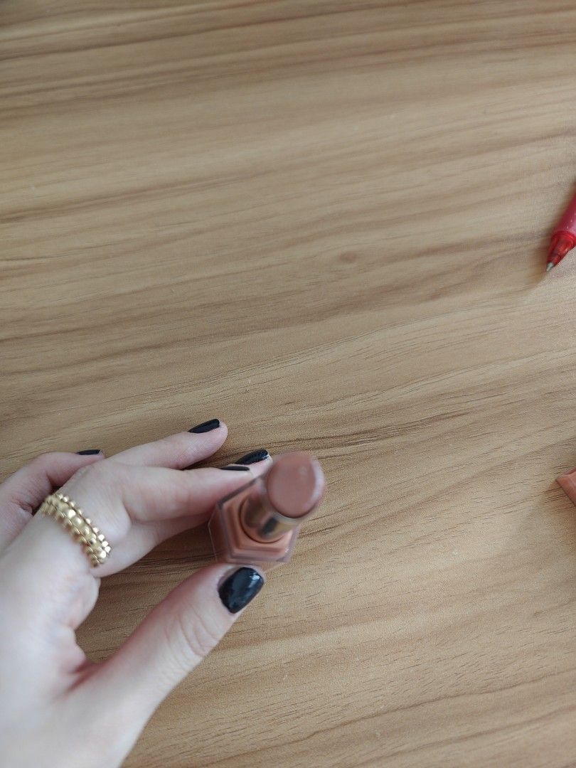 fenty beauty gloss bomb #03 glow glow, Beauty & Personal Care, Face ...