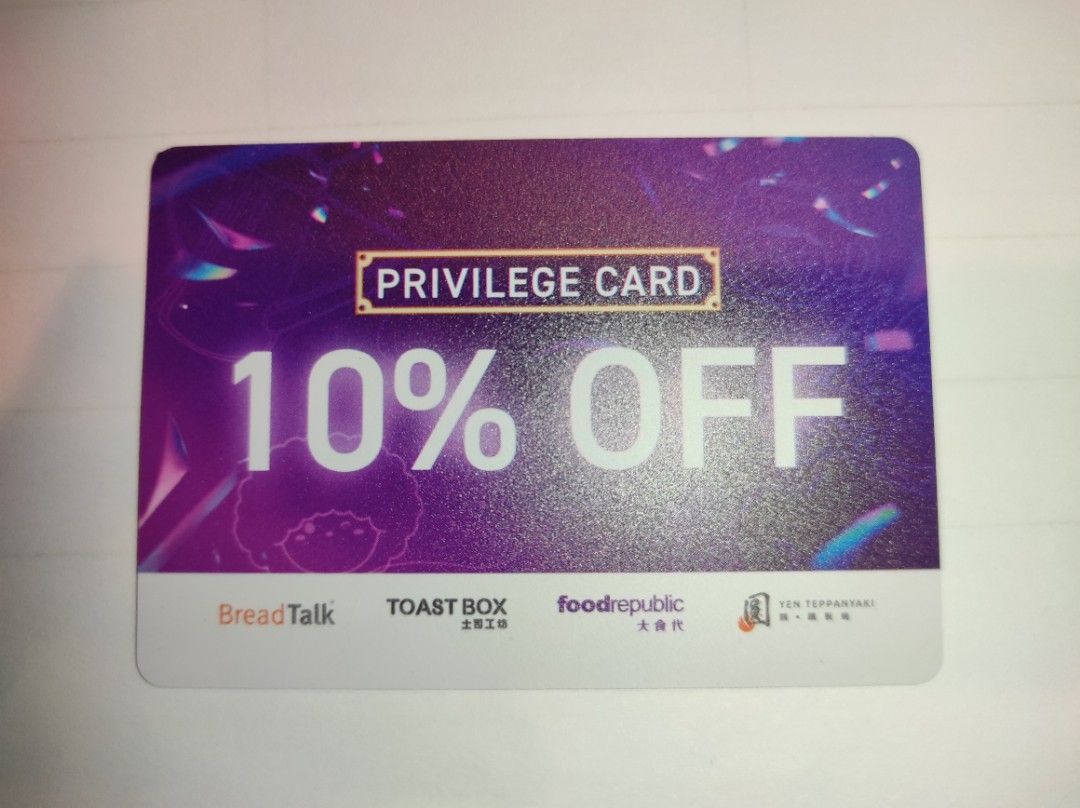 Food republic (大食代)，Toast Box (土司工坊)，BreadTalk (面包物語)，Yen Teppanyaki ...