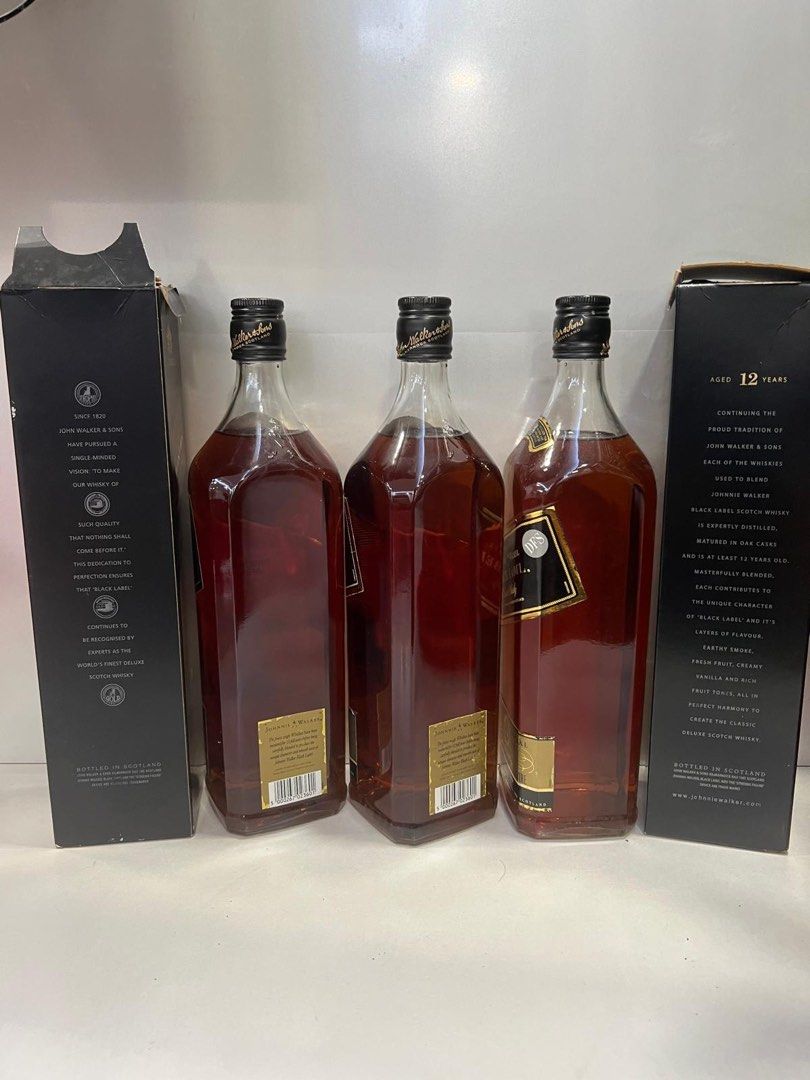 Johnnie Walker Black Label 12 Year Old Scotch Whisky, Food & Drinks ...