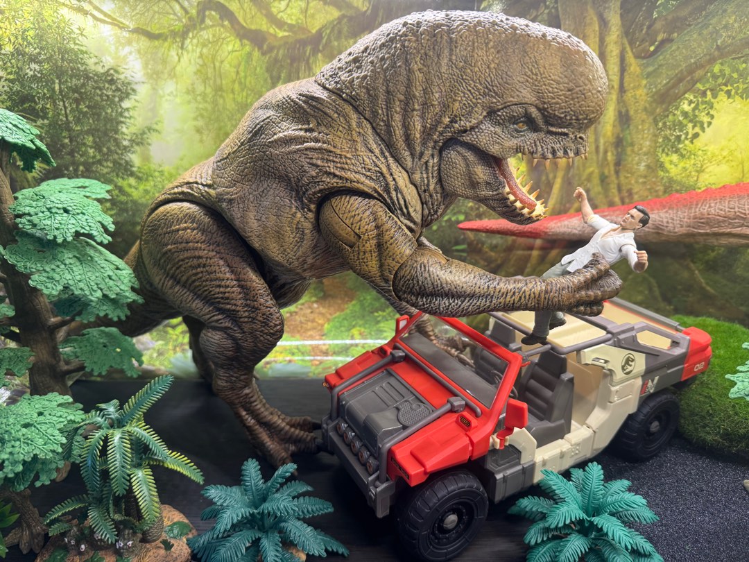 Jurassic World Rebirth Distortous Rex & Jeep Action Figure Set, Hobbies ...