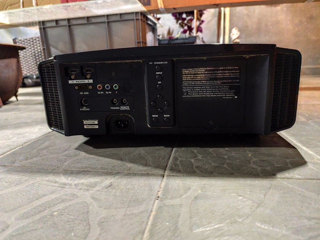 JVC DLA-X3-BE D-ILA 1080P 投影機, 家庭電器, 電視 & 其他娛樂, 投影機 - Carousell