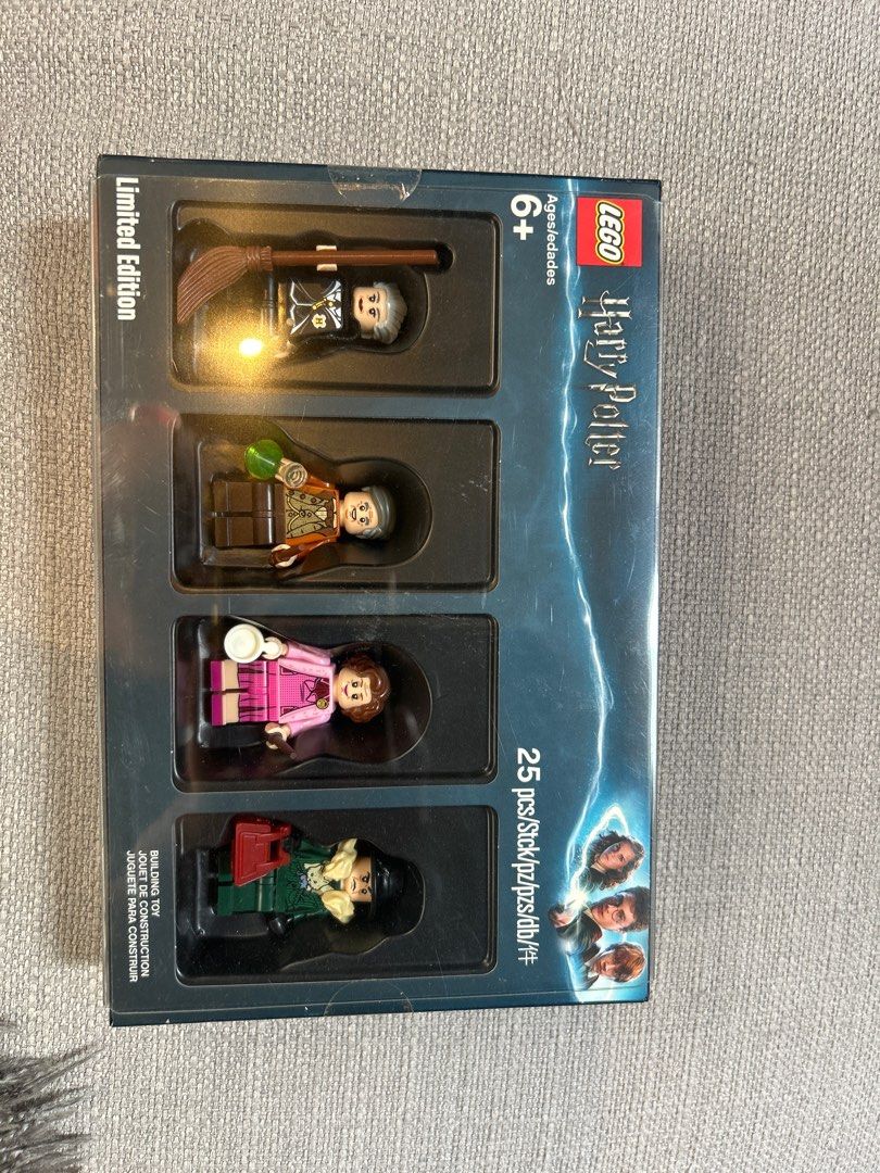 LEGO Harry Potter Limited Edition Minifigure Set, Hobbies & Toys, Toys ...