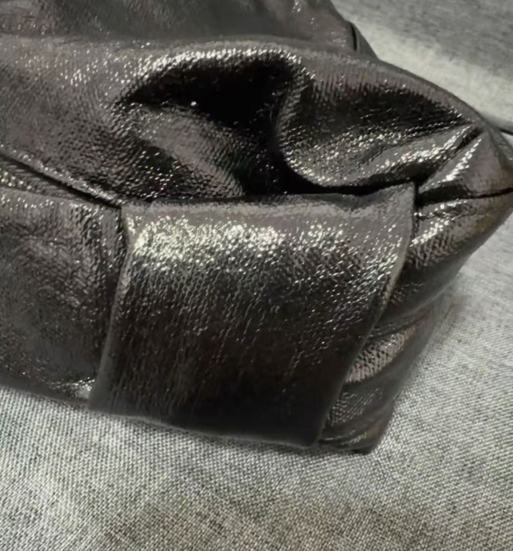 🎀Lemaire linen layered black croissant bag, featuring a dumpling bag ...