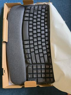 Logitech Wave Keys Ergonomic Keyboard - Brand New, Computers & Tech ...