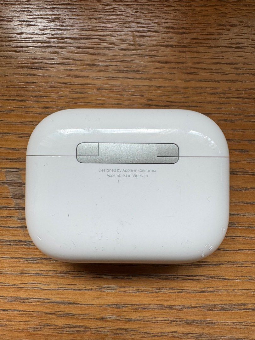 Lost/Found Apple AirPod USB-C Charging Case, Audio, Earphones on Carousell