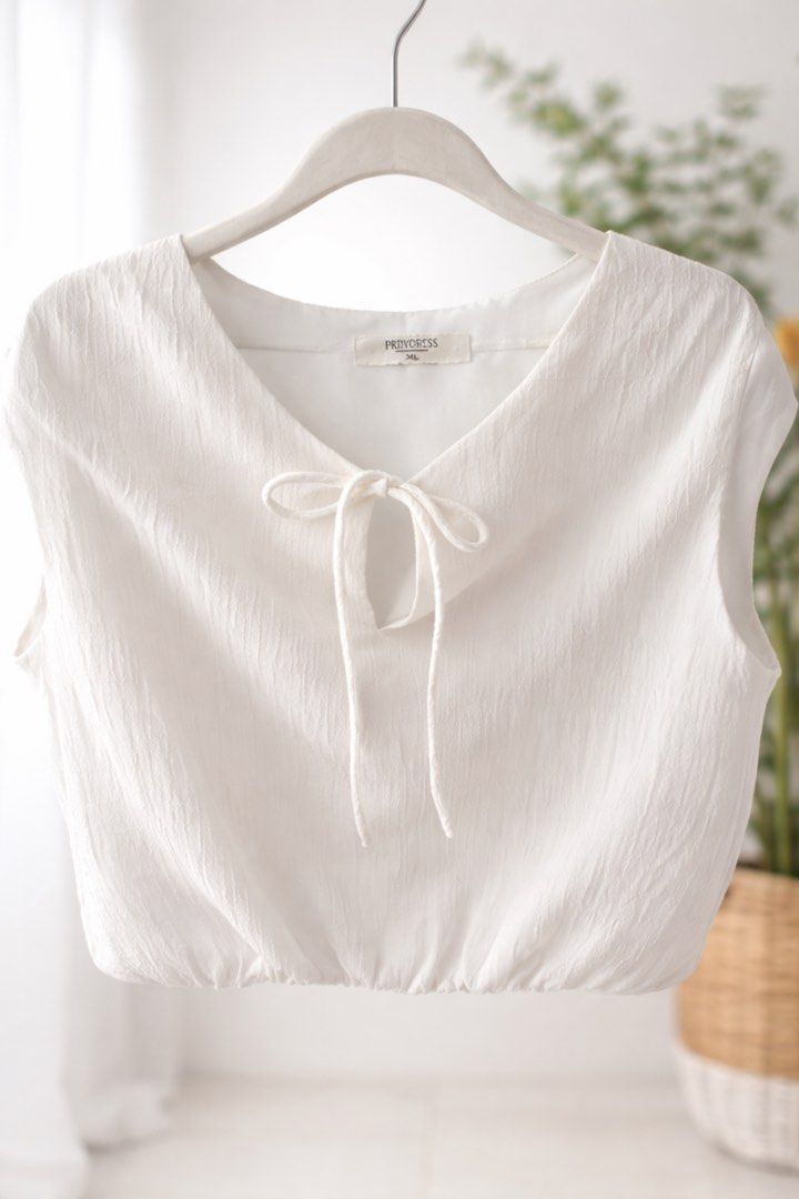 Lovet Sol Self Tying Sleeveless Top, Women's Fashion, Tops, Sleeveless ...