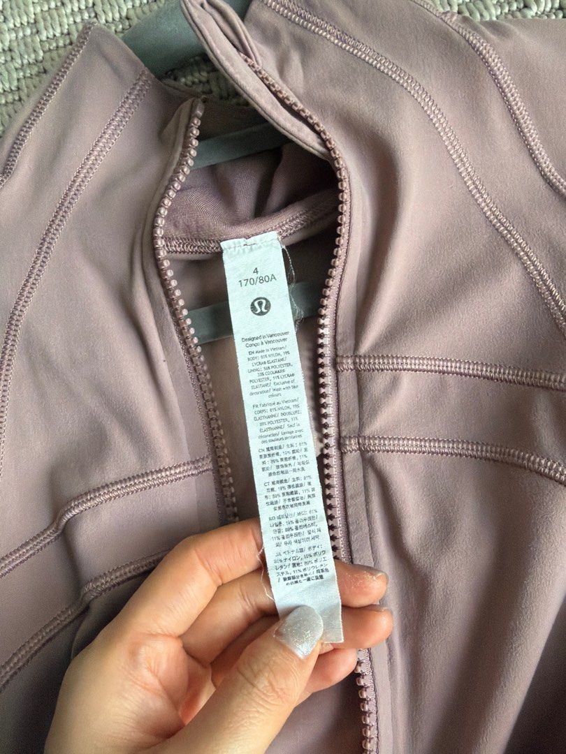 Lululemon Define Jacket - Size 4, Women's Fashion, Activewear on Carousell