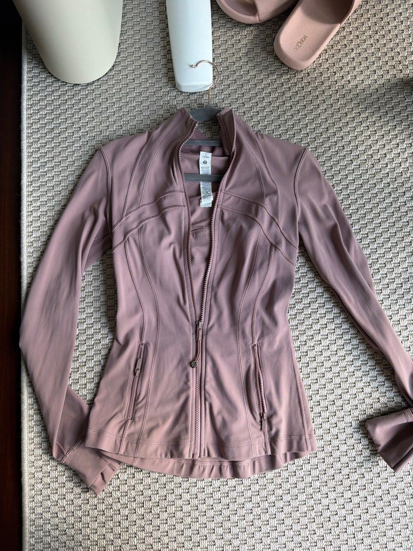 Lululemon Define Jacket - Size 4, Women's Fashion, Activewear on Carousell