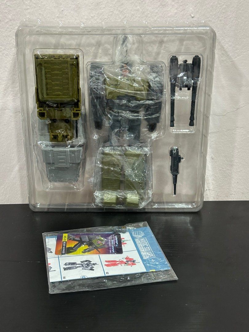 Magic Square Masterpiece not MP Bruticus and Legends Shockwave ...