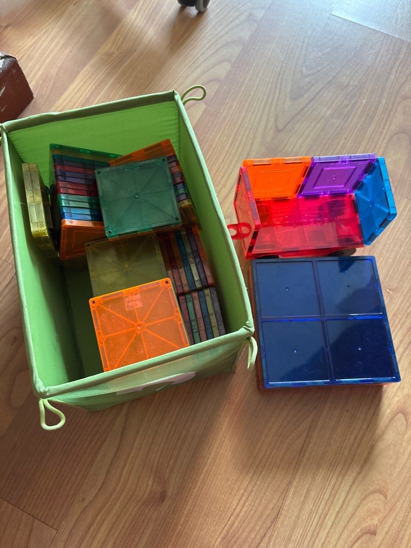 Magna-Tiles Magnetic Building Tiles, Hobbies & Toys, Toys & Games on ...