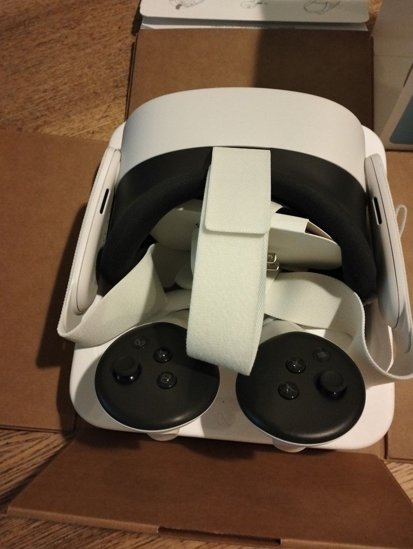 Meta Quest 3S 128GB VR Headset, Video Gaming, Gaming Accessories ...