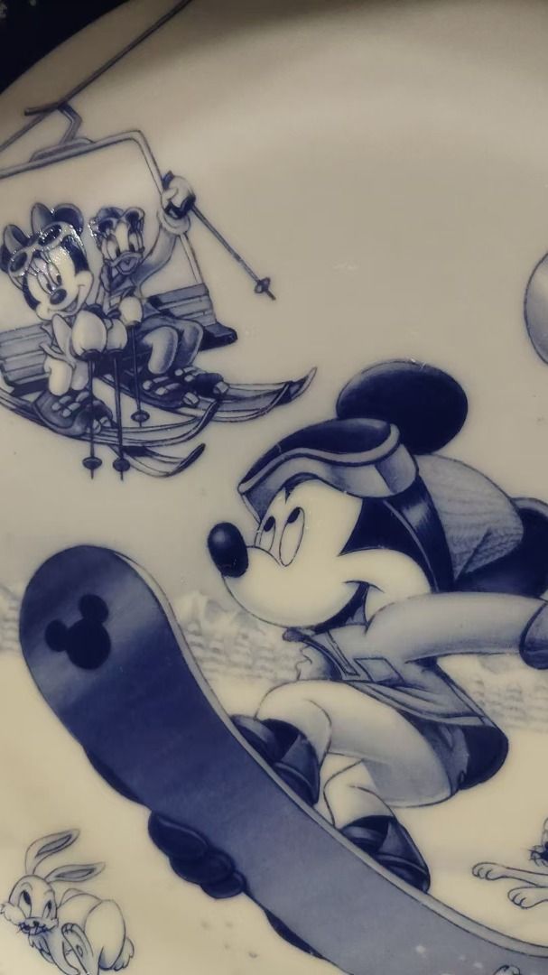 Mickey Mouse Winter Sports Collector Plate – Bank of Tokyo-Mitsubishi ...