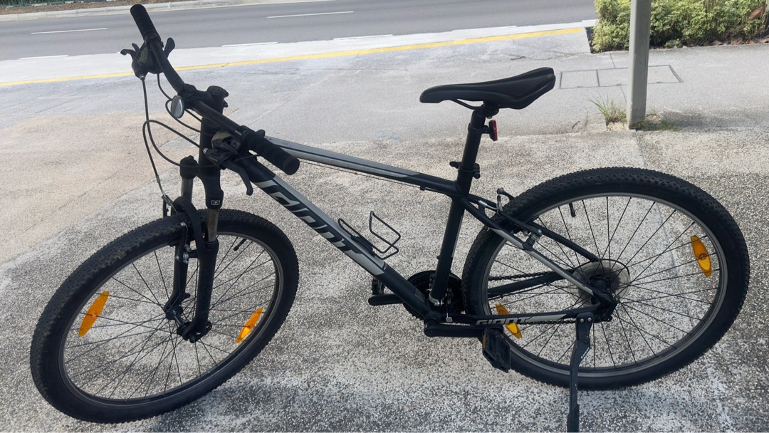 Giant Mountain ATX bike , Sports Equipment, Bicycles & Parts, Bicycles ...