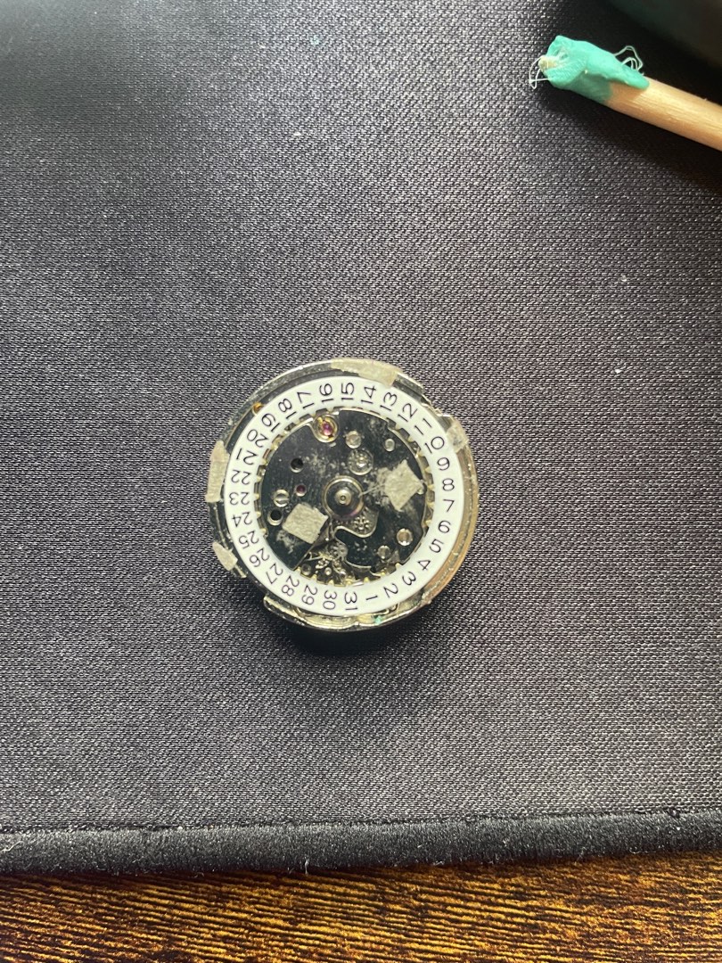 Movement (crown stem broke inside but still run js need to take it out and put new one, Women's ...