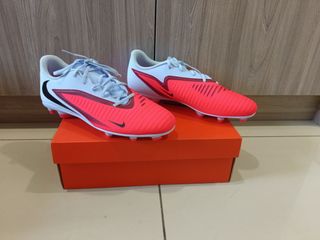 Nike Phantom Luna II Elite FG LVD, Men's Fashion, Footwear, Boots on ...