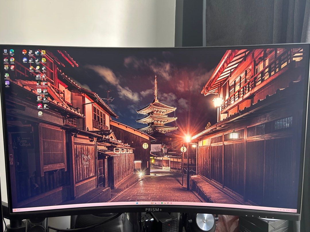 PRISM+ C315 MAX | 31.5" 4K UHD Curved Monitor, Computers & Tech, Parts ...