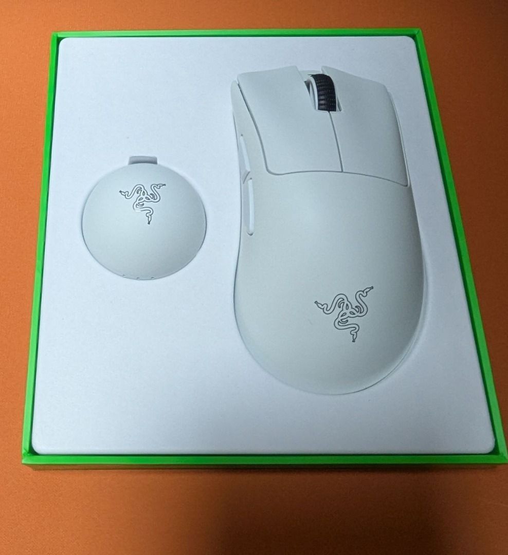 Razer DeathAdder V4 Pro White Edition, Computers & Tech, Parts ...
