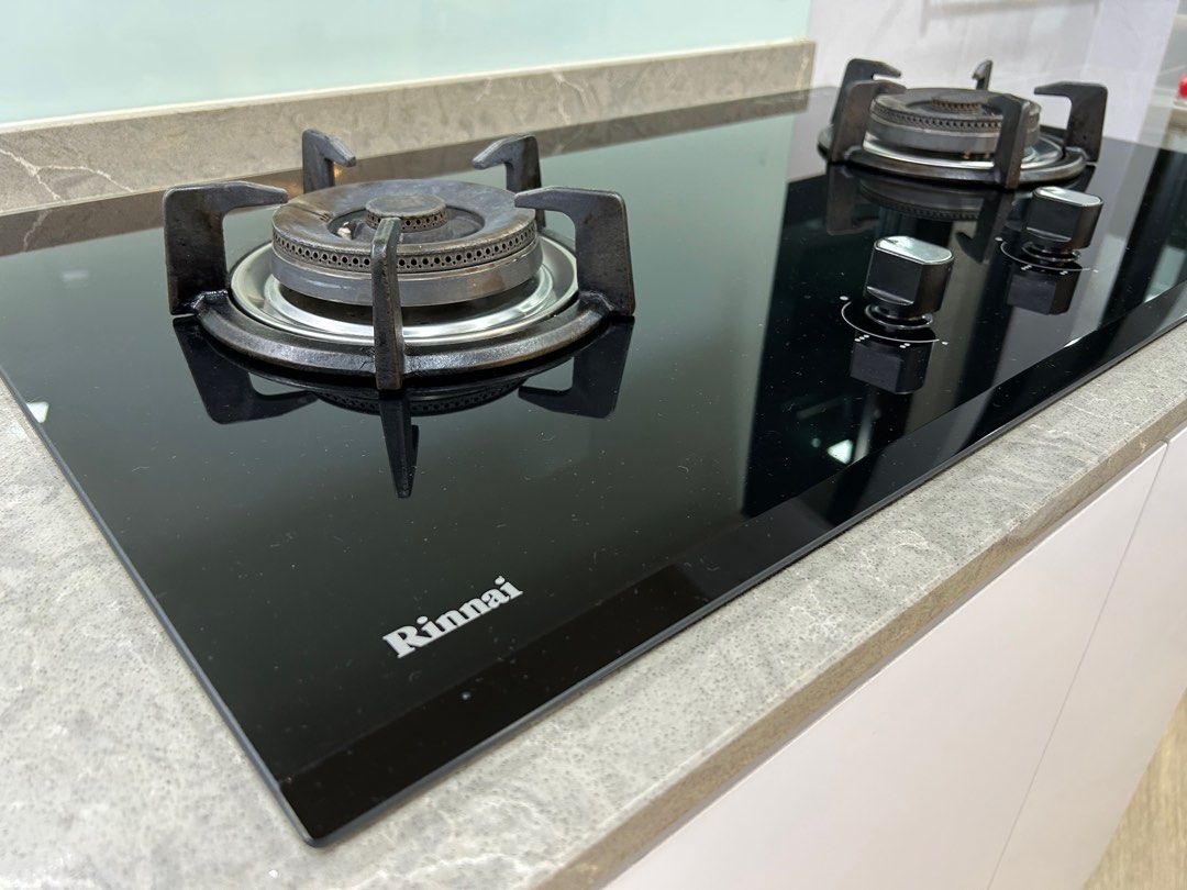 Rinnai Schott 2-Burner Gas Stove plus free items, TV & Home Appliances ...