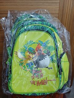 Paw Patrol Beach Pups Backpack - Brand New, Babies & Kids, Babies ...