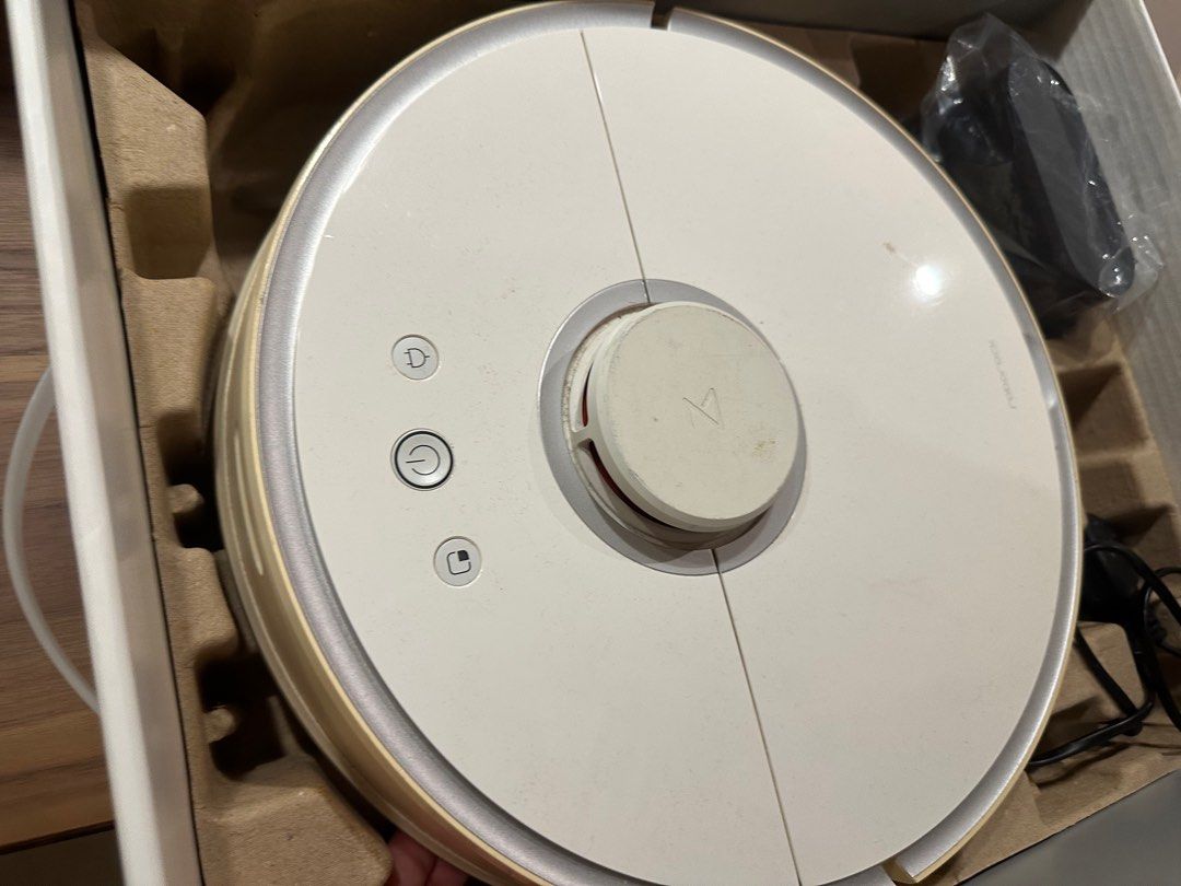 Roborock S5 Max Robot Vacuum - Brand New, TV & Home Appliances, Vacuum ...