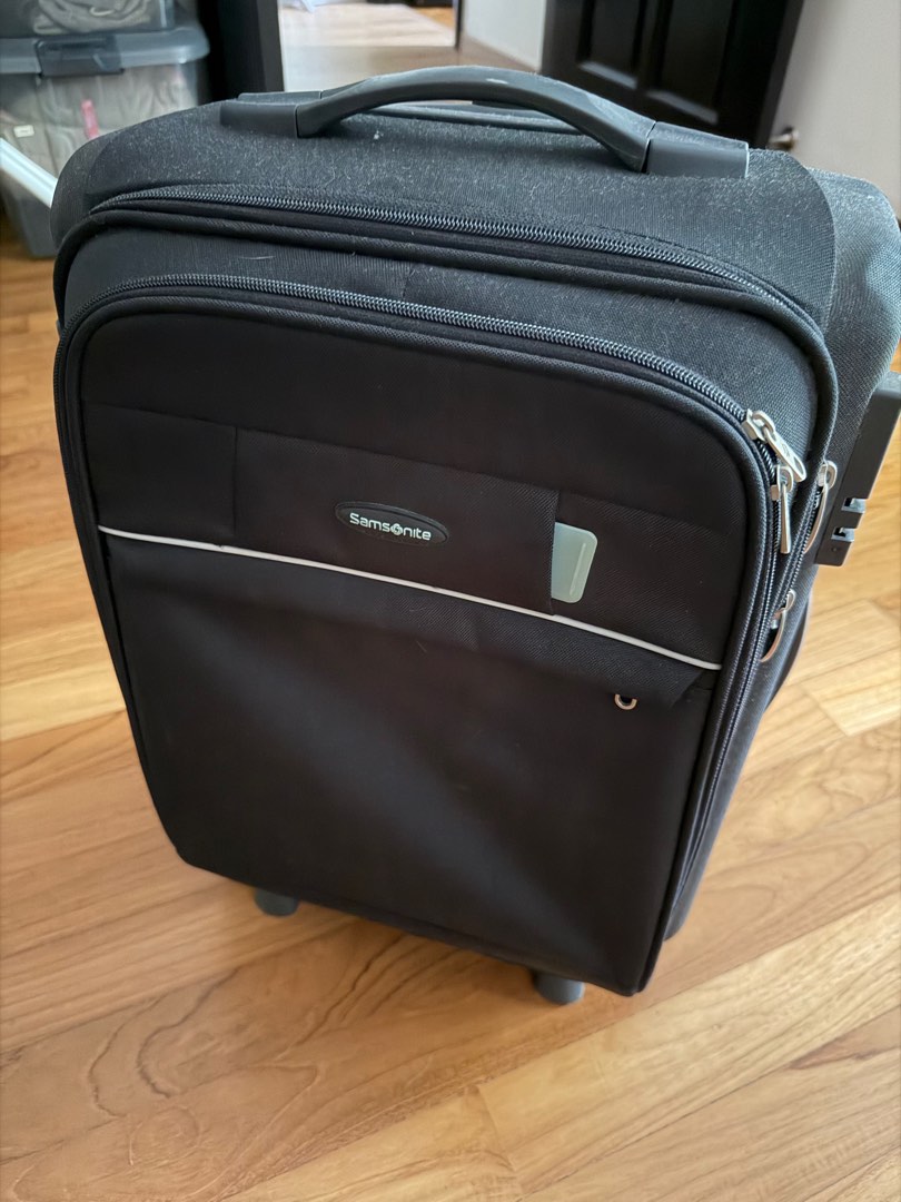 Samsonite Black Rolling Suitcase, Hobbies & Toys, Travel, Luggage on ...