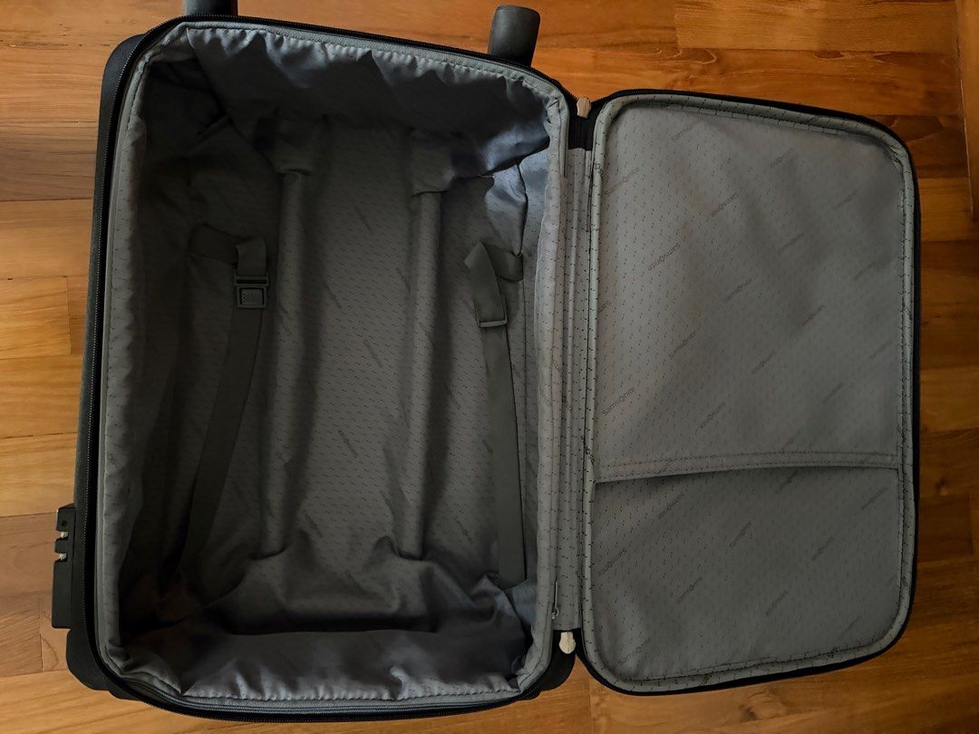 Samsonite Black Rolling Suitcase, Hobbies & Toys, Travel, Luggage on ...