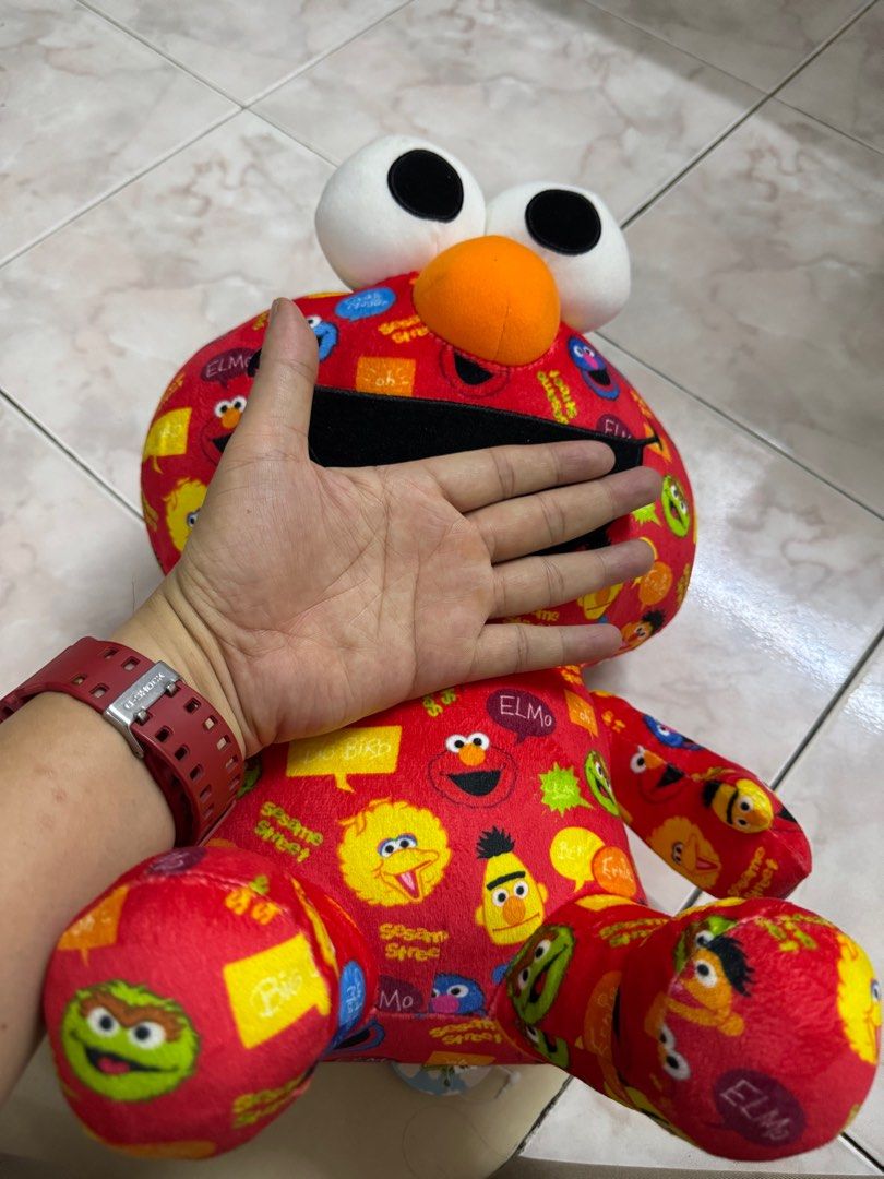 Sesame Street Elmo Plush Toy, Hobbies & Toys, Toys & Games on Carousell