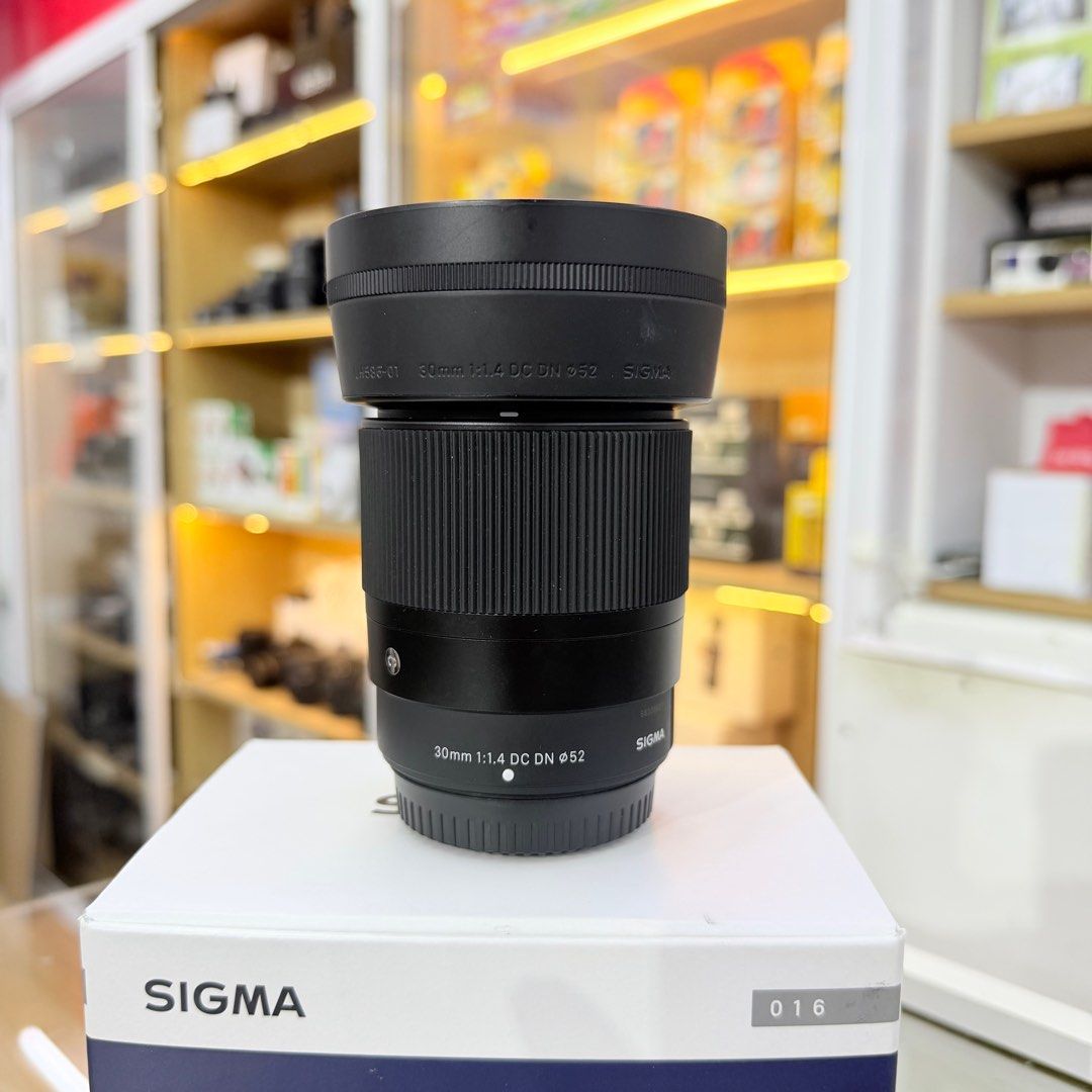 SIGMA 30MM F1.4 FUJI XF MOUNT DC DN 99% LIKE NEW FULL SET BOX & HOOD ...