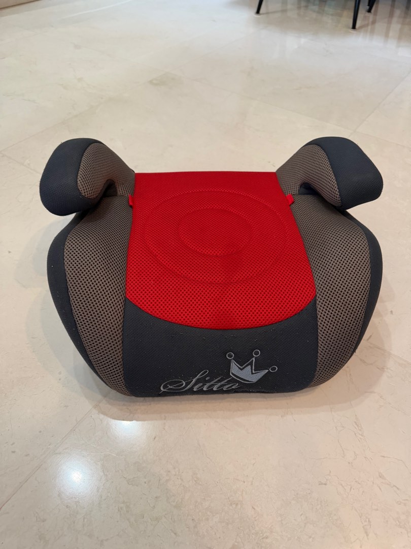 Sitto Booster Car Seat, Babies & Kids, Going Out, Car Seats on Carousell