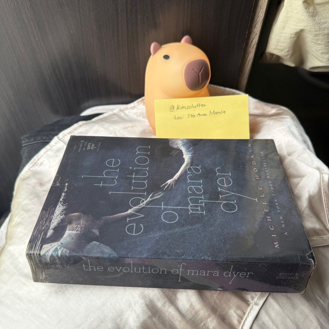 The Evolution of Mara Dyer by Michelle Hodkin, Hobbies & Toys, Books ...