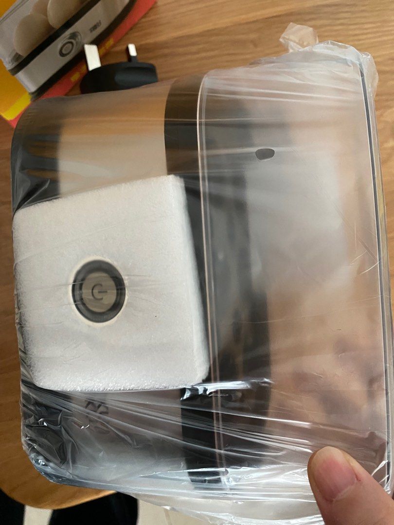 Toku Toku Electric Egg Cooker, 家庭電器, 廚房電器, 鍋具 - Carousell