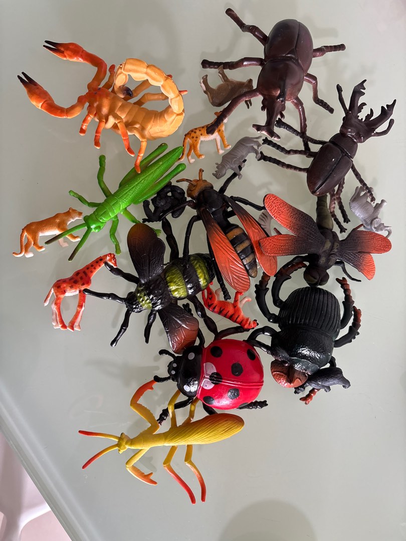 Toy Insect and Animal Figures, Hobbies & Toys, Toys & Games on Carousell
