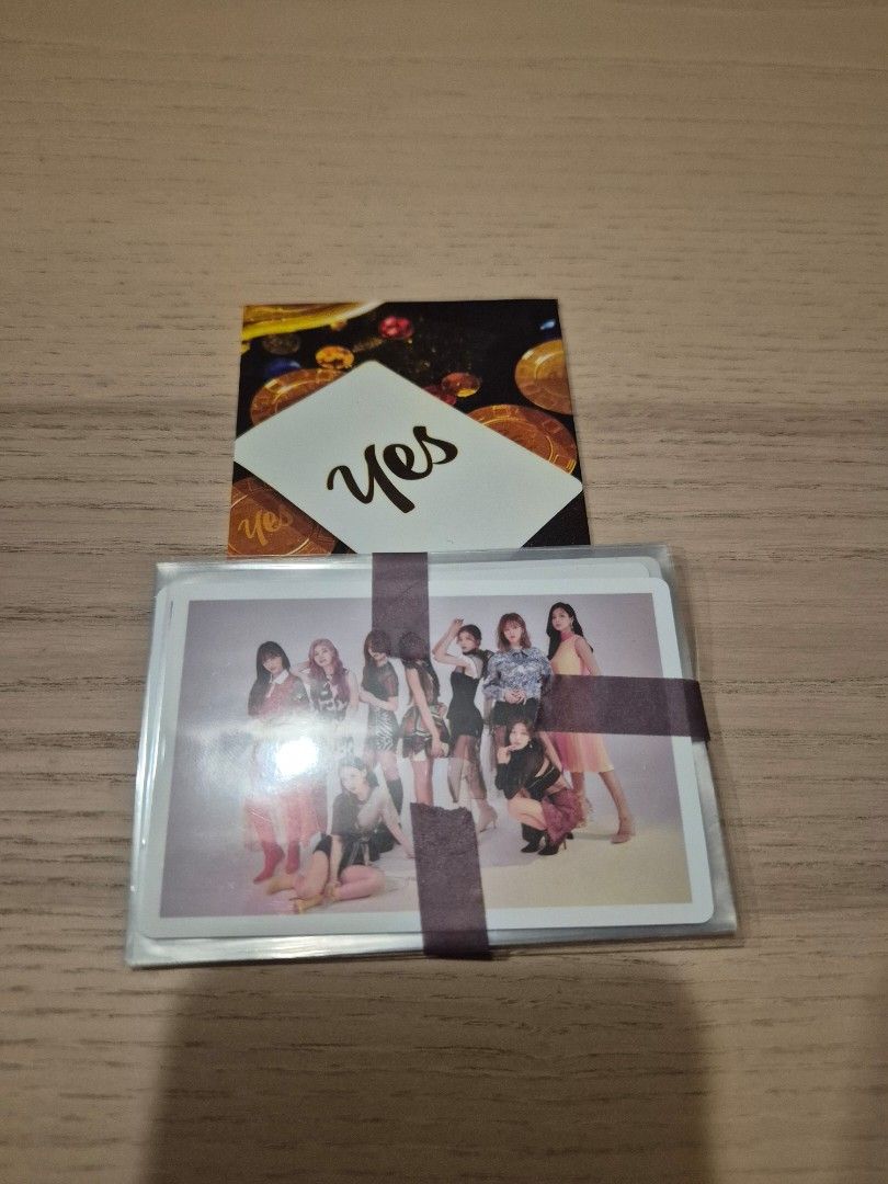 TWICE Yes or Yes PO Preorder Photocard Set, Hobbies & Toys, Memorabilia ...