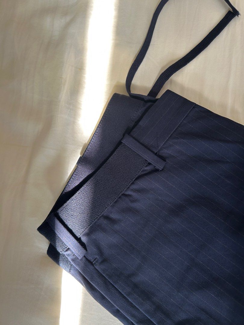 Uniqlo stretchable pants , Men's Fashion, Bottoms, Trousers on Carousell