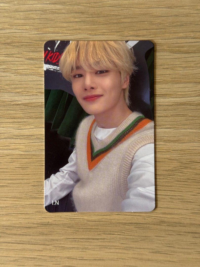 wts lfb skz stray kids jeongin shinhan pc, Hobbies & Toys, Memorabilia ...