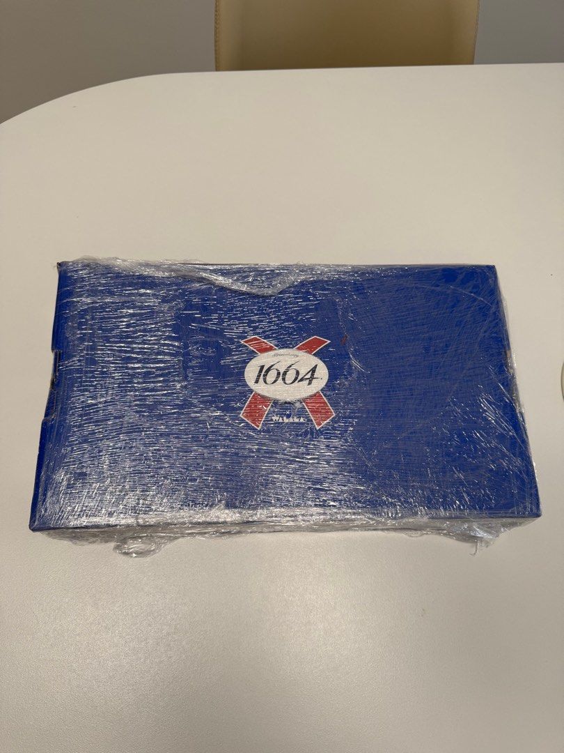 Kronenbourg 1664 mahjong set, Everything Else on Carousell