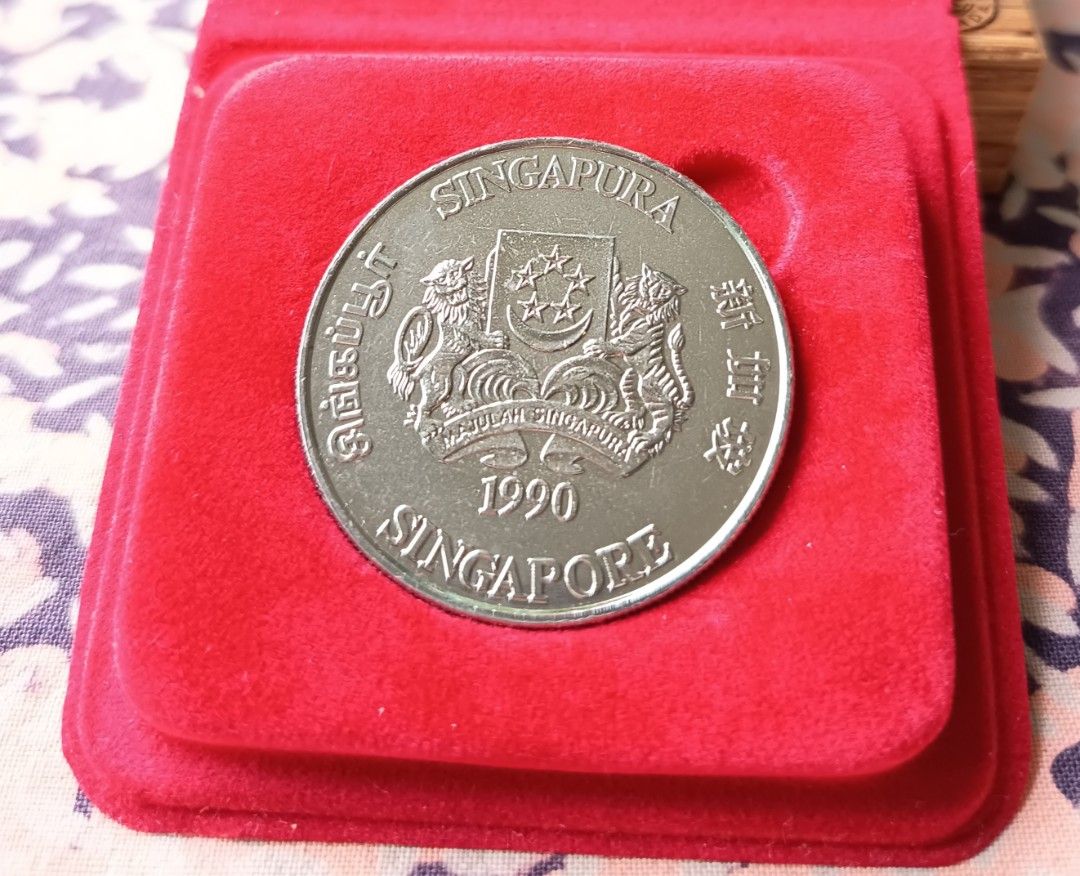1990 Singapore $10 Uncirculated Coin, Hobbies & Toys, Memorabilia ...