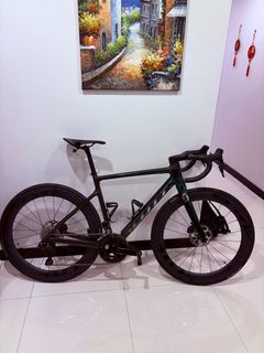 Scott Addict R2, Sports Equipment, Bicycles & Parts, Bicycles on Carousell