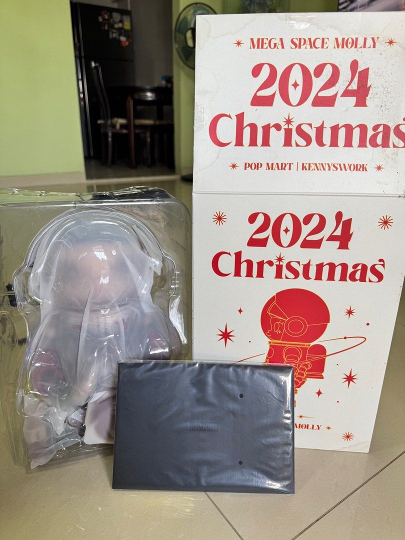 400% Mega Space Molly 2024 Christmas Figure, Hobbies & Toys, Toys ...