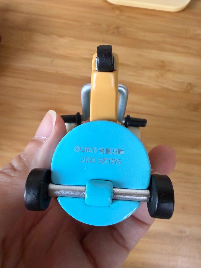 52TOYS Pug on Tricycle Figurine bazhehey, Hobbies & Toys, Toys & Games ...