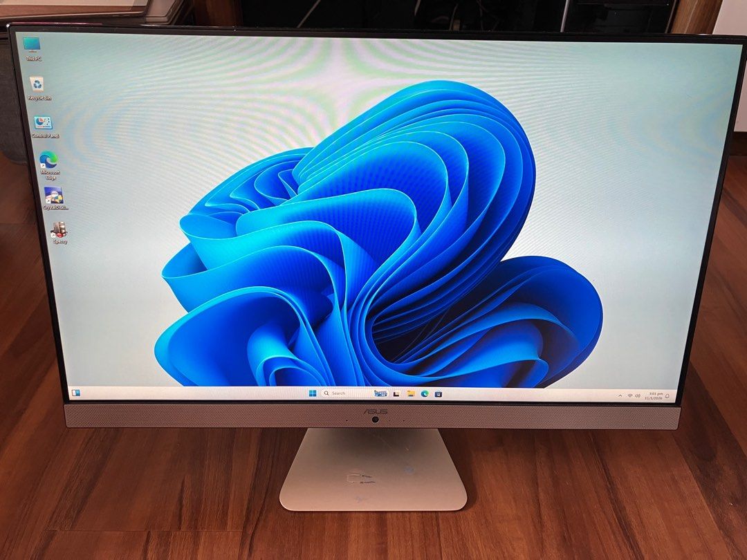 8th gen intel i5 Asus AIO Touchscreen Desktop, Computers & Tech ...