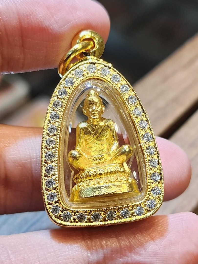 百苦菩萨 Ong Sian Pae Kow, Hobbies & Toys, Religious Items on Carousell