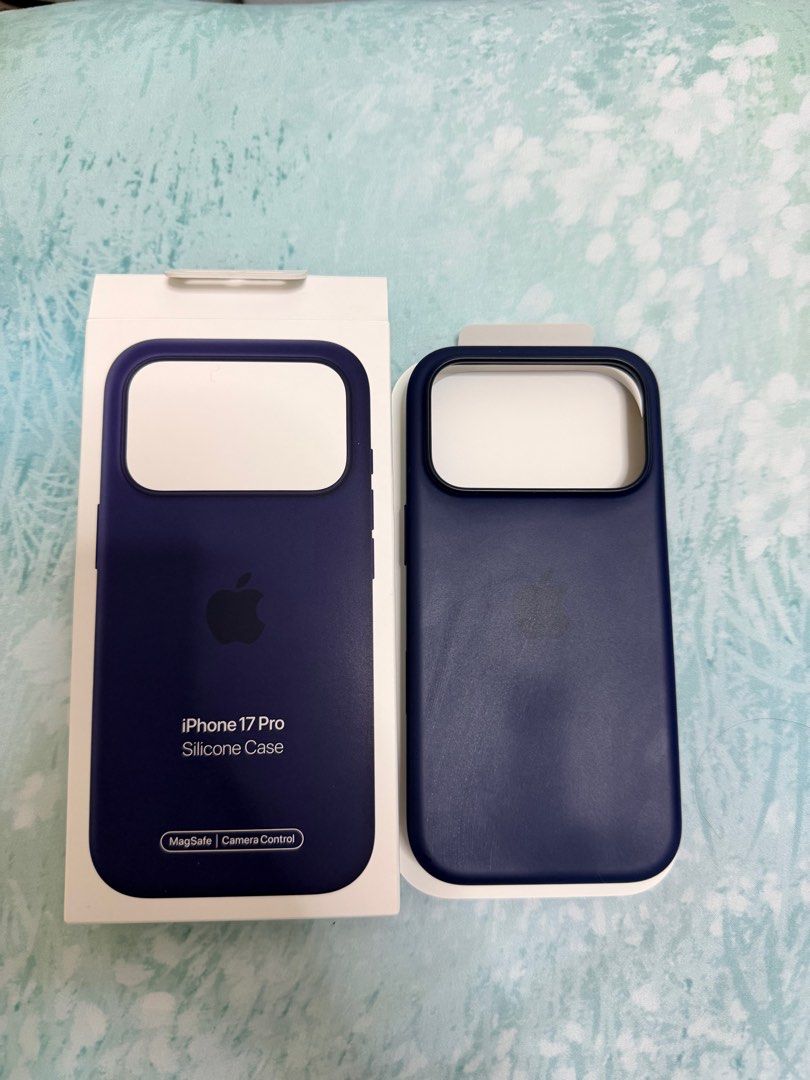 Apple iPhone 17 Pro Silicone Case - Midnight, Mobile Phones & Gadgets ...