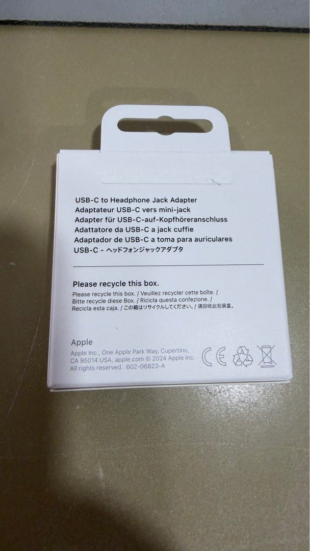 Apple USB-C to Headphone Jack Adapter, Computers & Tech, Parts ...