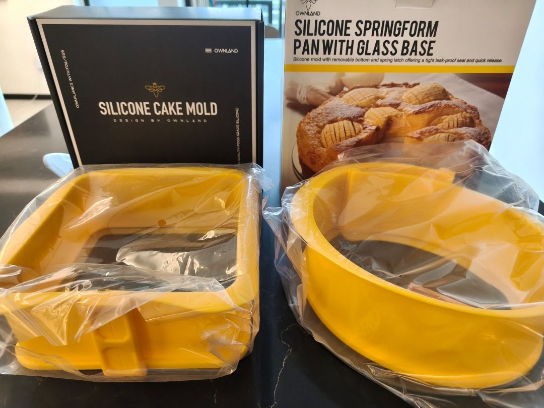 Assorted Baking Pans and Tools - New and Used, Furniture & Home Living ...