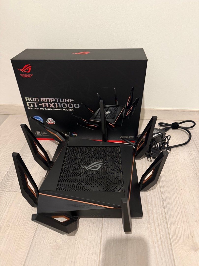 ASUS GT-AX11000 ROG RAPTURE Tri Band Wifi Gaming Router AiMesh ...
