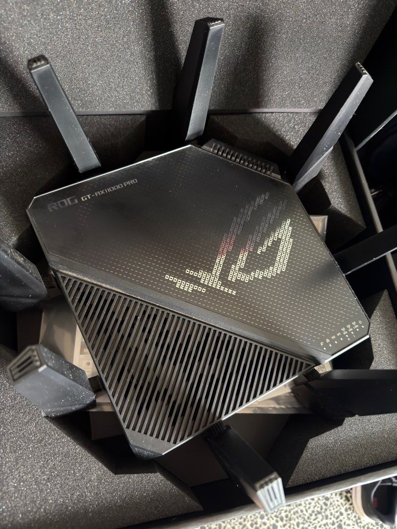 ASUS ROG Rapture GT-AX11000 Pro WiFi Router, Computers & Tech, Parts ...